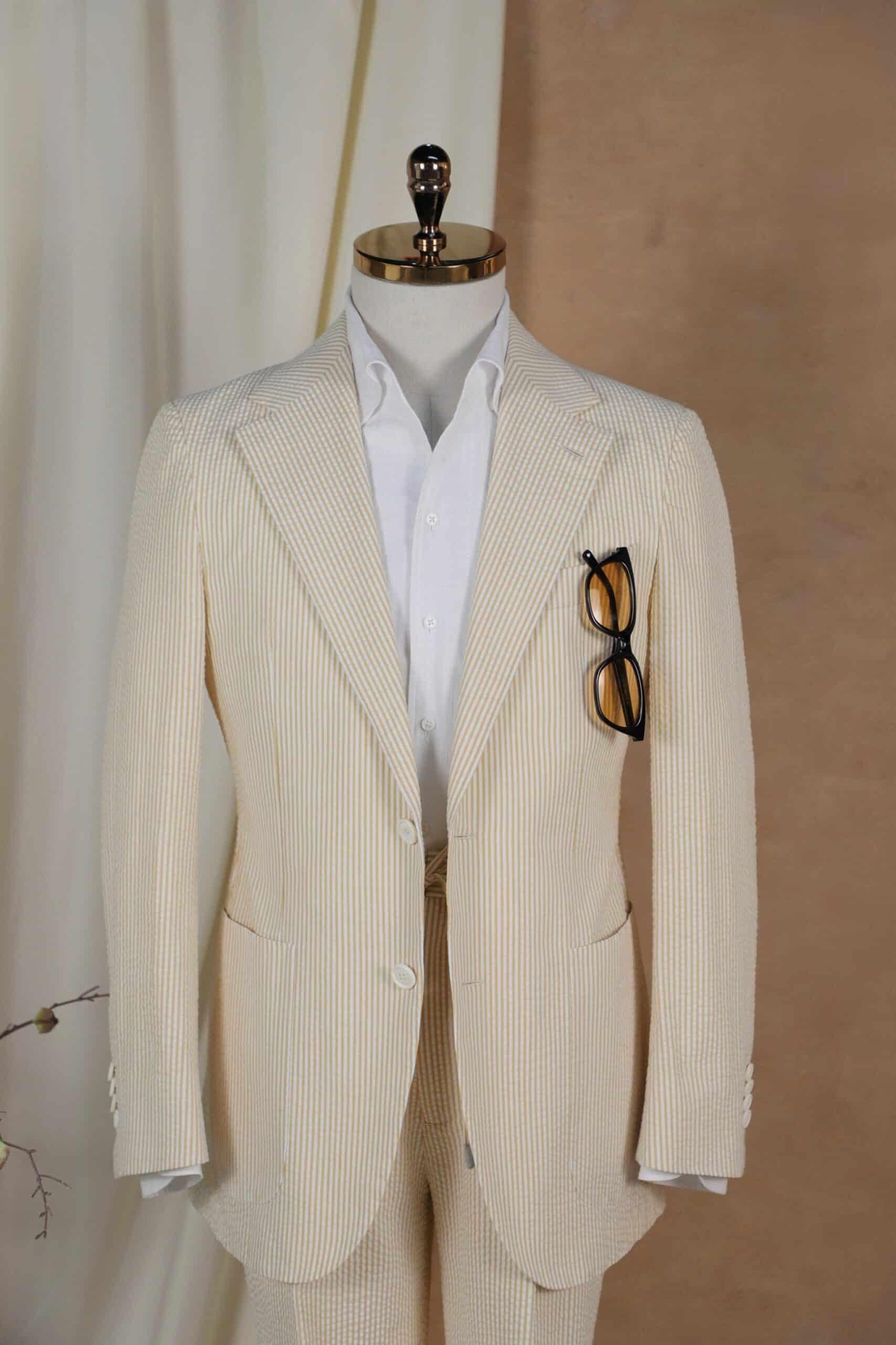 Seersucker Fabric Explained: Texture, Benefits and Uses